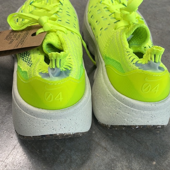 Shoes | Nike Space Hippie4 Lemon Twist Teal Volt Da2725700running Neon ...
